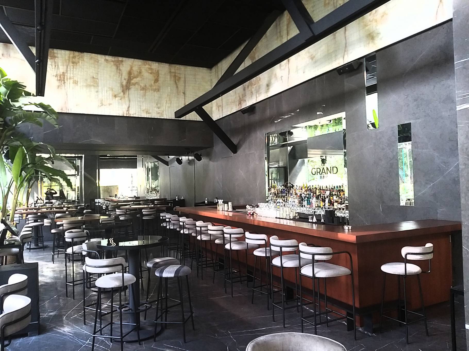 Le Grand Bar s’installe au centre-ville - L'Orient-Le Jour