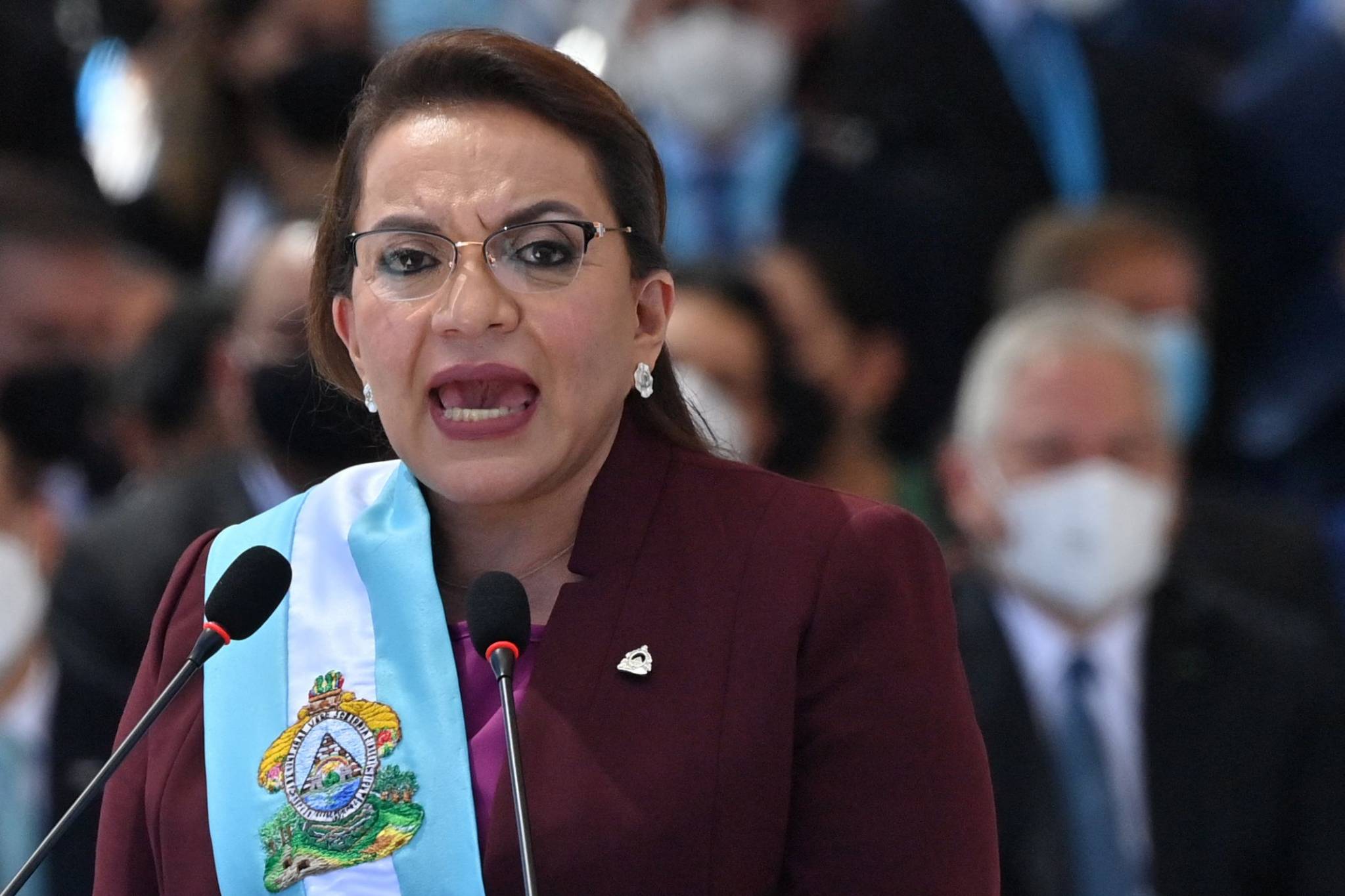 Xiomara Castro a prêté serment, investie première présidente du ...