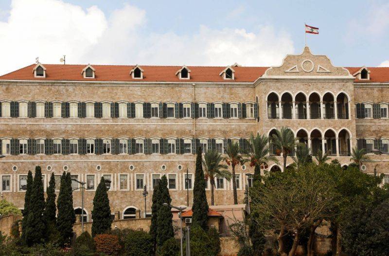 Cabinet session gets underway at Grand Serail with electricity import ...
