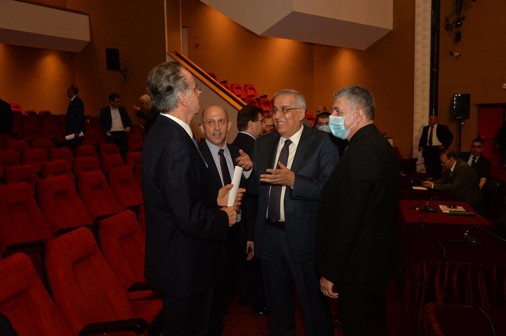 La motion de censure contre Bou Habib au centre d’un bras de fer ...