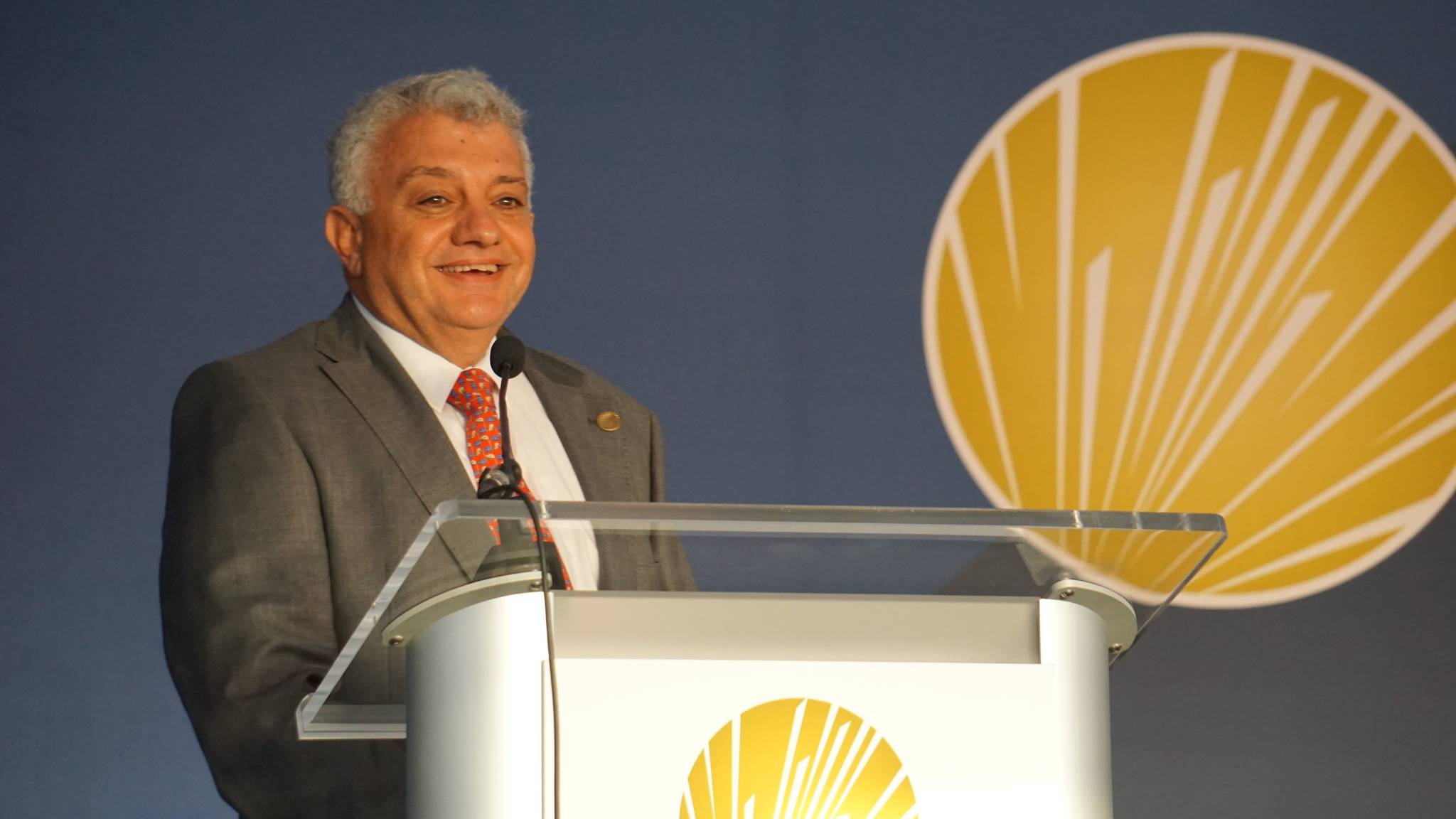 Nabil Bukhalid, le Monsieur qui avait connecté le Liban à l'Internet, n ...