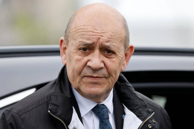 Le Drian au Liban ''la semaine prochaine'' - L'Orient-Le Jour