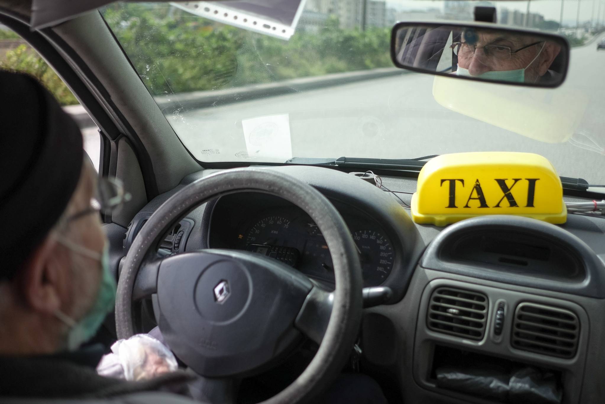 Taxi woes: Licensed and unlicensed drivers compete for rides amid ...