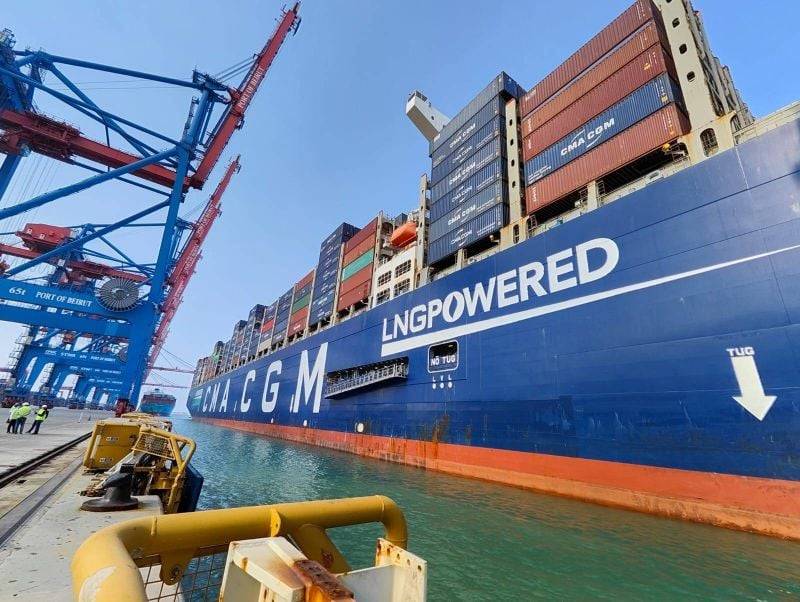 CMA CGM Palais Royal arrives in Beirut - L'Orient Today