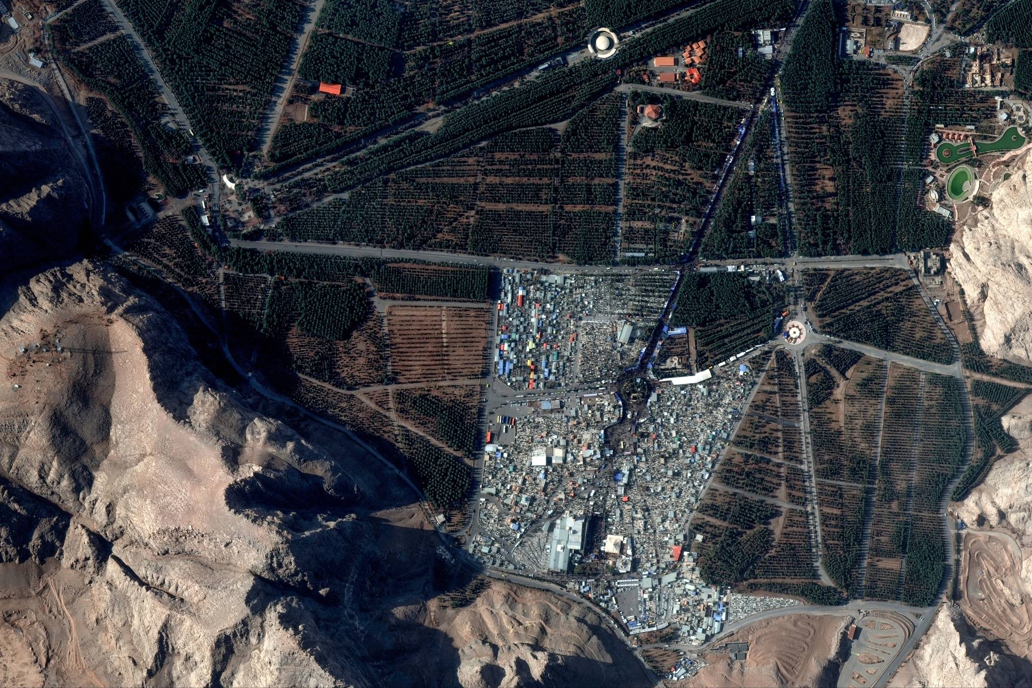 Islamic State responsible for Iran twin suicide bombings - L'Orient Today