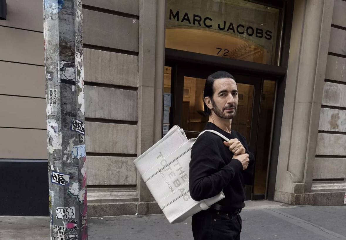 Devant l’objectif de Juergen Teller, Marc Jacobs boucle 40 ans de ...