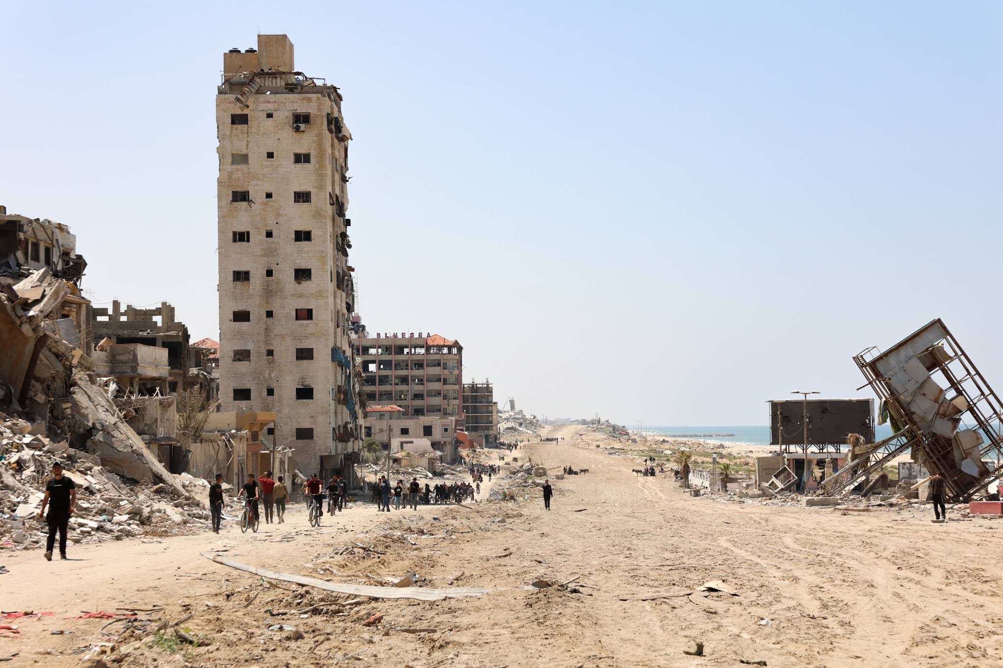 Israel vows to press on in Gaza after Iran attack - L'Orient Today