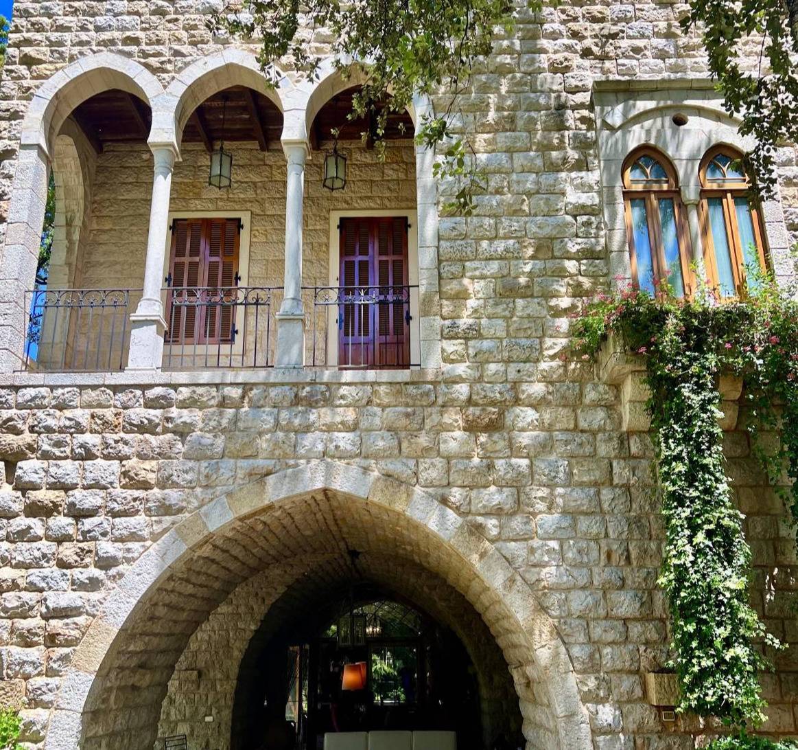 Une plongée au cœur d’un autre Liban qu’offre la collection Philippe ...