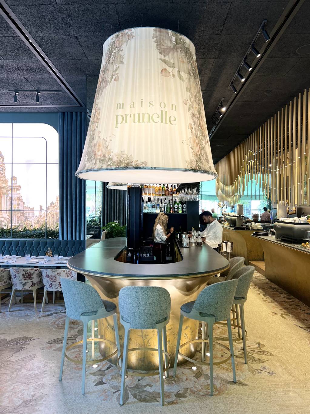 Prunelle s’ouvre au public avec sa Maison, un bistrot-boutique à Mina ...
