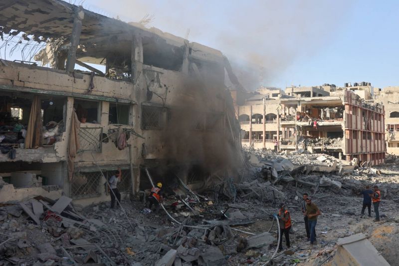 Israel strike kills 17 at school compound: Gaza officials - L'Orient Today