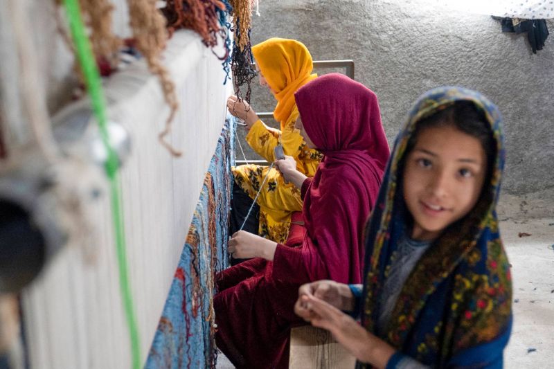 Afghanistan : l'ONU ''préoccupée'' par de nouvelles restrictions imposées aux femmes - L'Orient ...