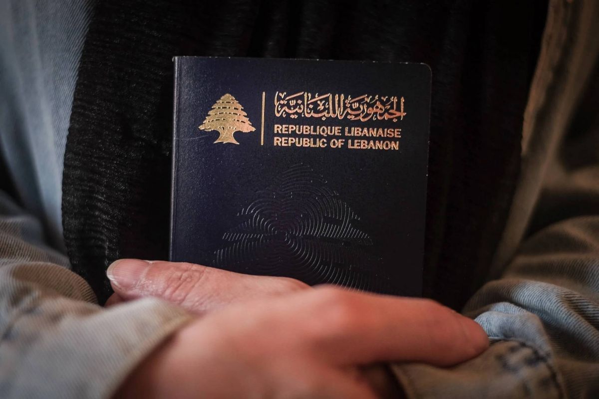 100,000 Lebanese passports delivered to General Security as part of a ...