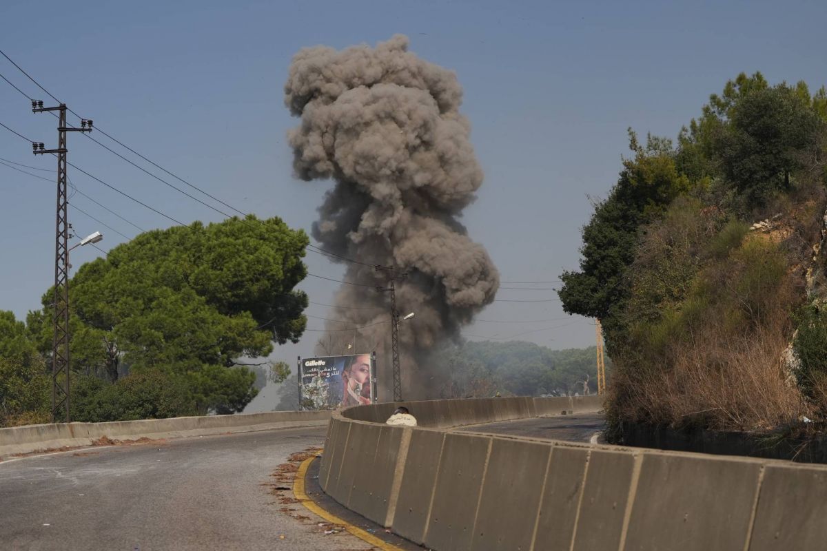 Why is the Israeli army targeting vehicles in Araya and Kahaleh? - L ...