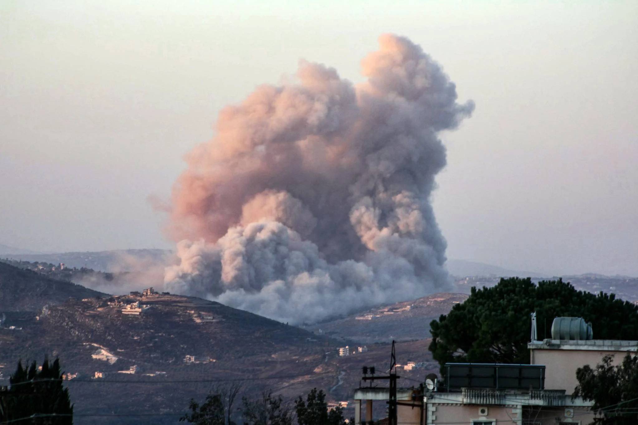 Earthquake alerts triggered in Israel after Israeli explosions in ...