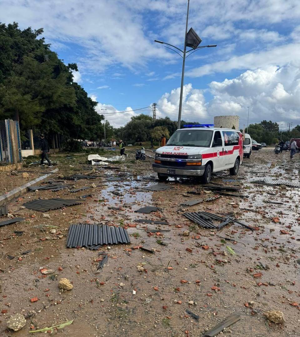 Israeli strikes hit Sour, killing two local officials and cutting water ...