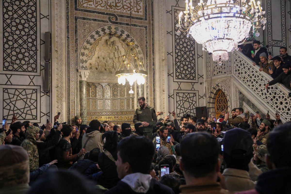 Syria's Jolani says rebel factions will be 'disbanded' - L'Orient Today
