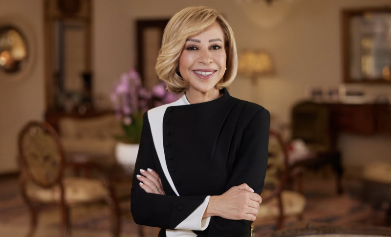 La Première dame, Neemat Aoun, fait son entrée sur les réseaux sociaux ...