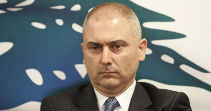 « Retirez votre manteau iranien », lance Élie Mahfoud à Naïm Kassem ...