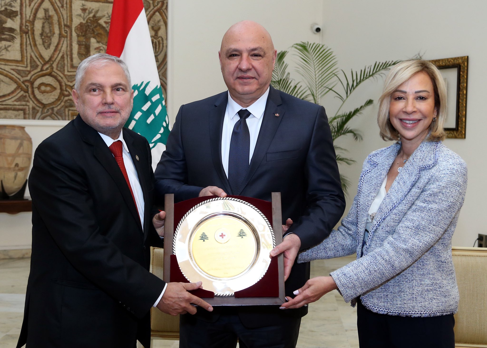 Aoun donates month's salary to Lebanese Red Cross for 2025 fundraising ...