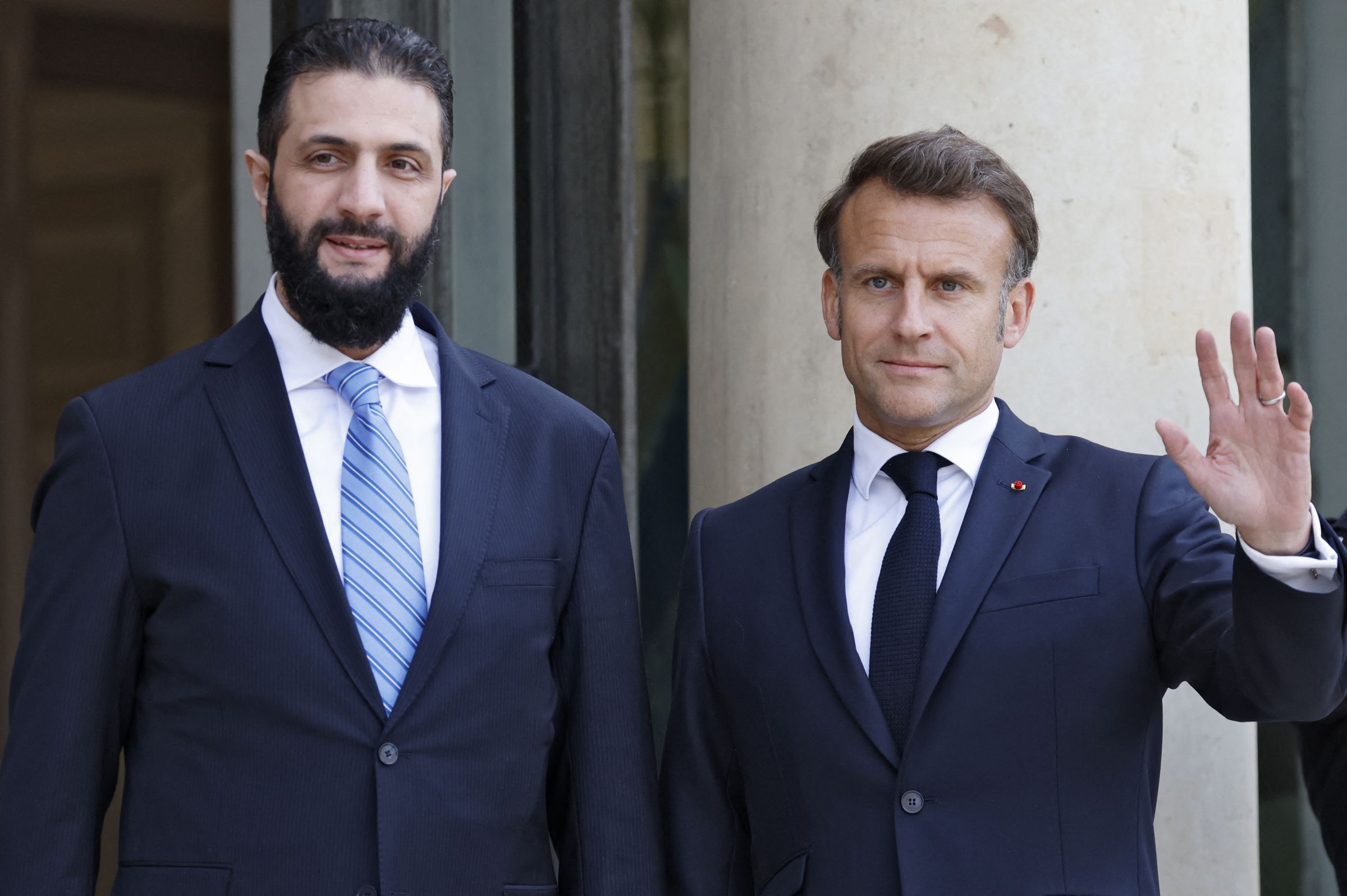 Macron accueille le président syrien pour lui demander de protéger « tous les civils » - L ...
