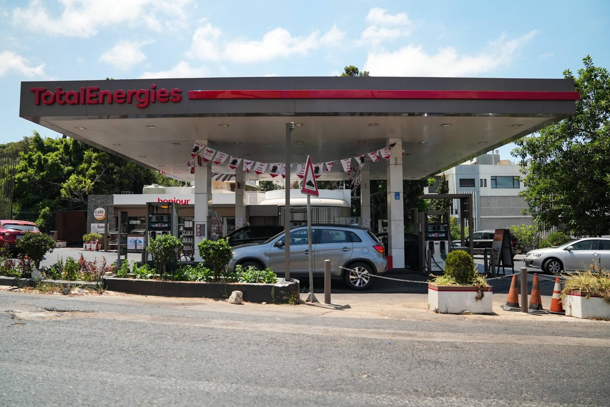 Fuel prices increase after cabinet decision to adopt February's pricing - L'Orient Today