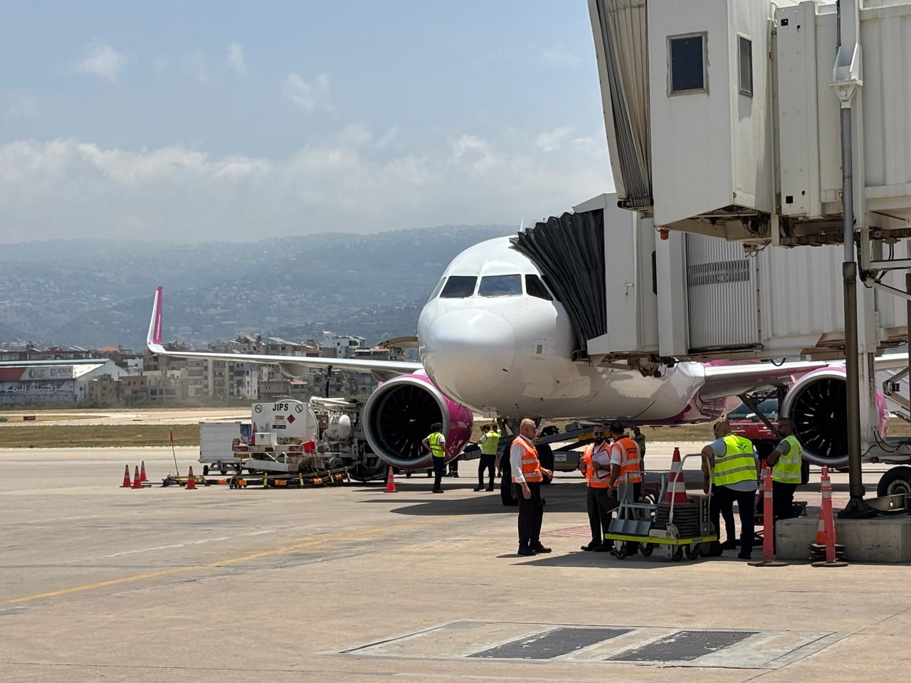 Additional MEA flights between Beirut-Istanbul, Emirates suspends its ...