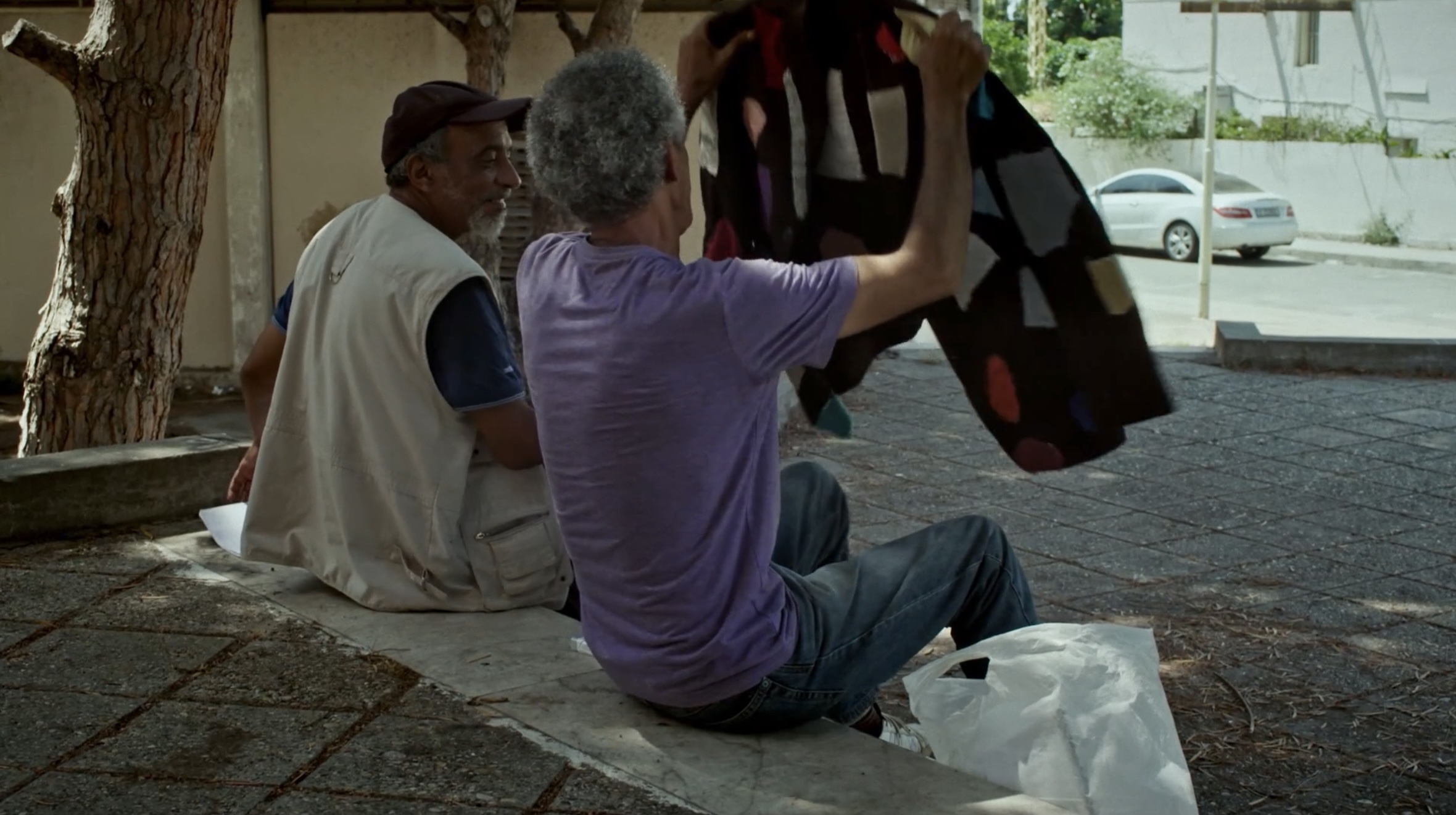 He plays himself in the Shatila refugee camp: 'The Jacket', a film that ...