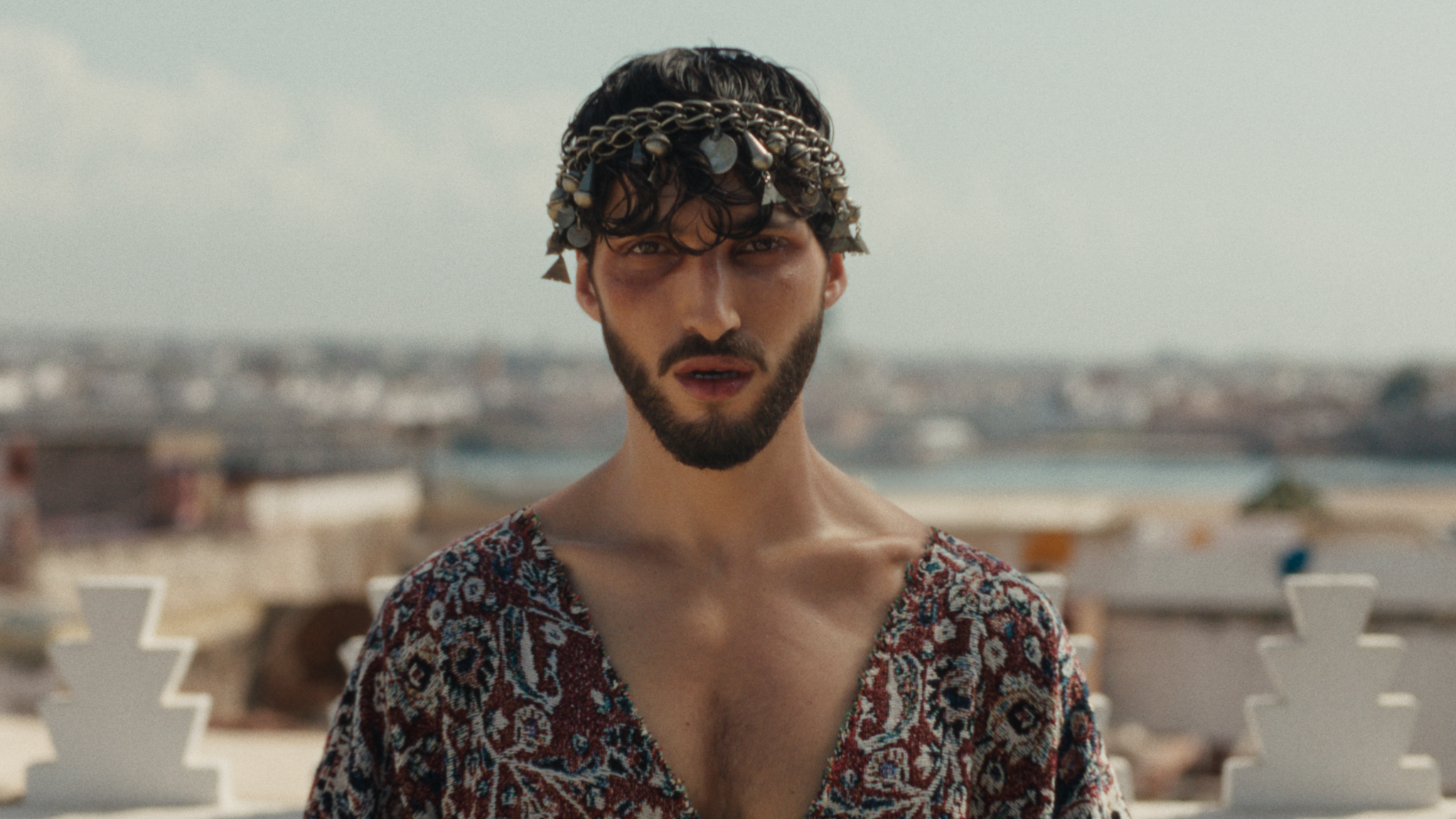 De Marrakech à Montréal, El Mehdi chante la douleur d’un héritage trop lourd - L'Orient-Le Jour