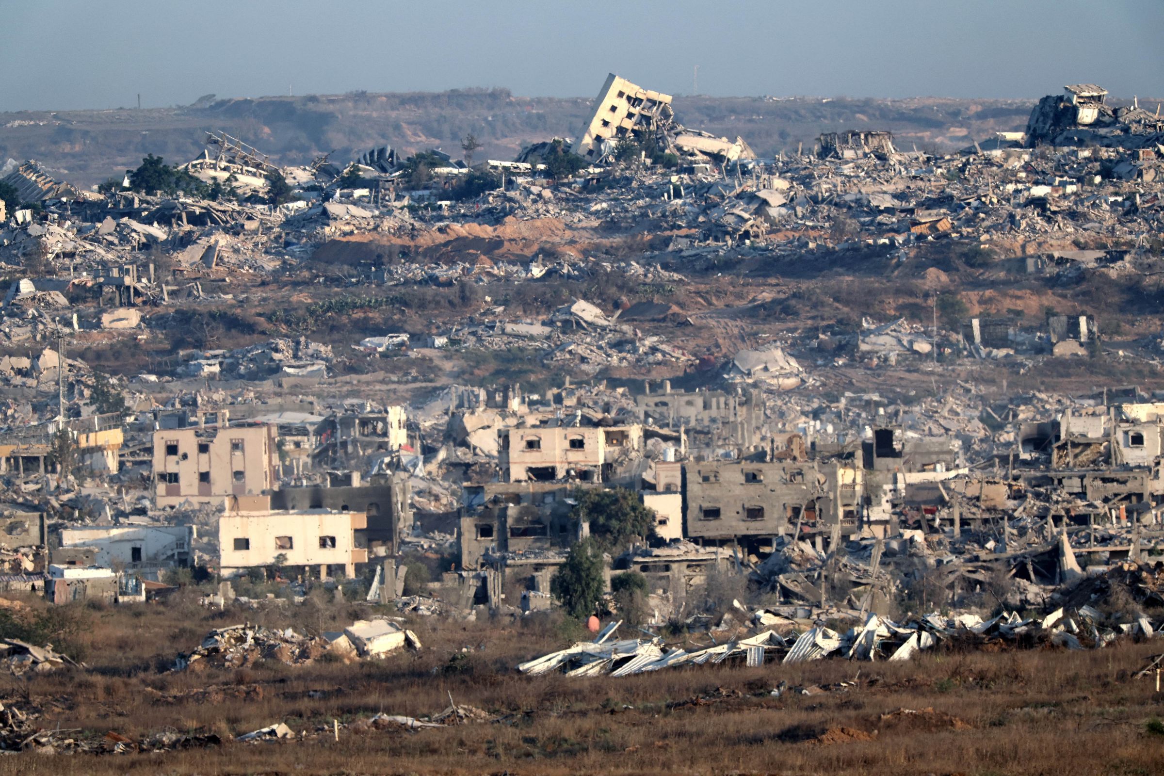 Gaza civil defense agency says Israeli strikes kill 14 - L'Orient Today