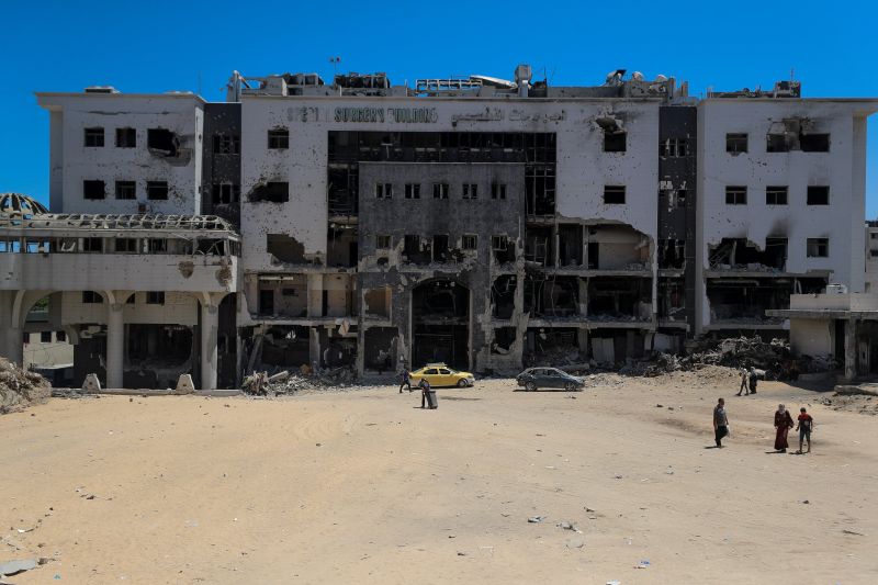 Israeli undercover force detains senior Gaza health official, ministry ...