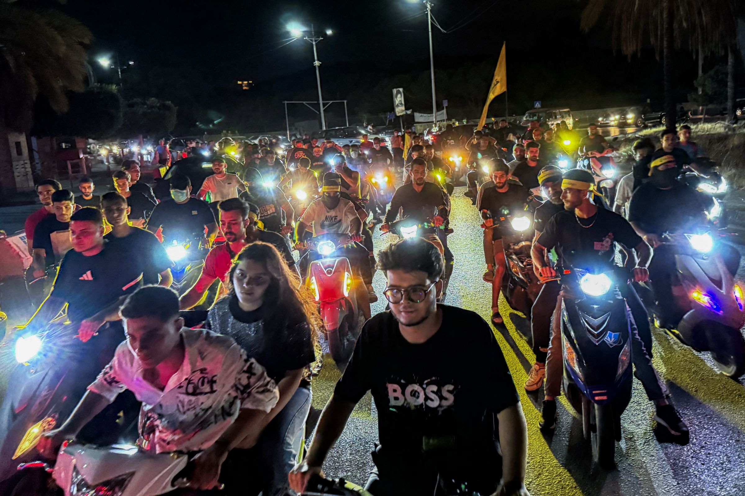 Hezbollah disarmament: New protest convoys in Beirut’s southern suburbs ...