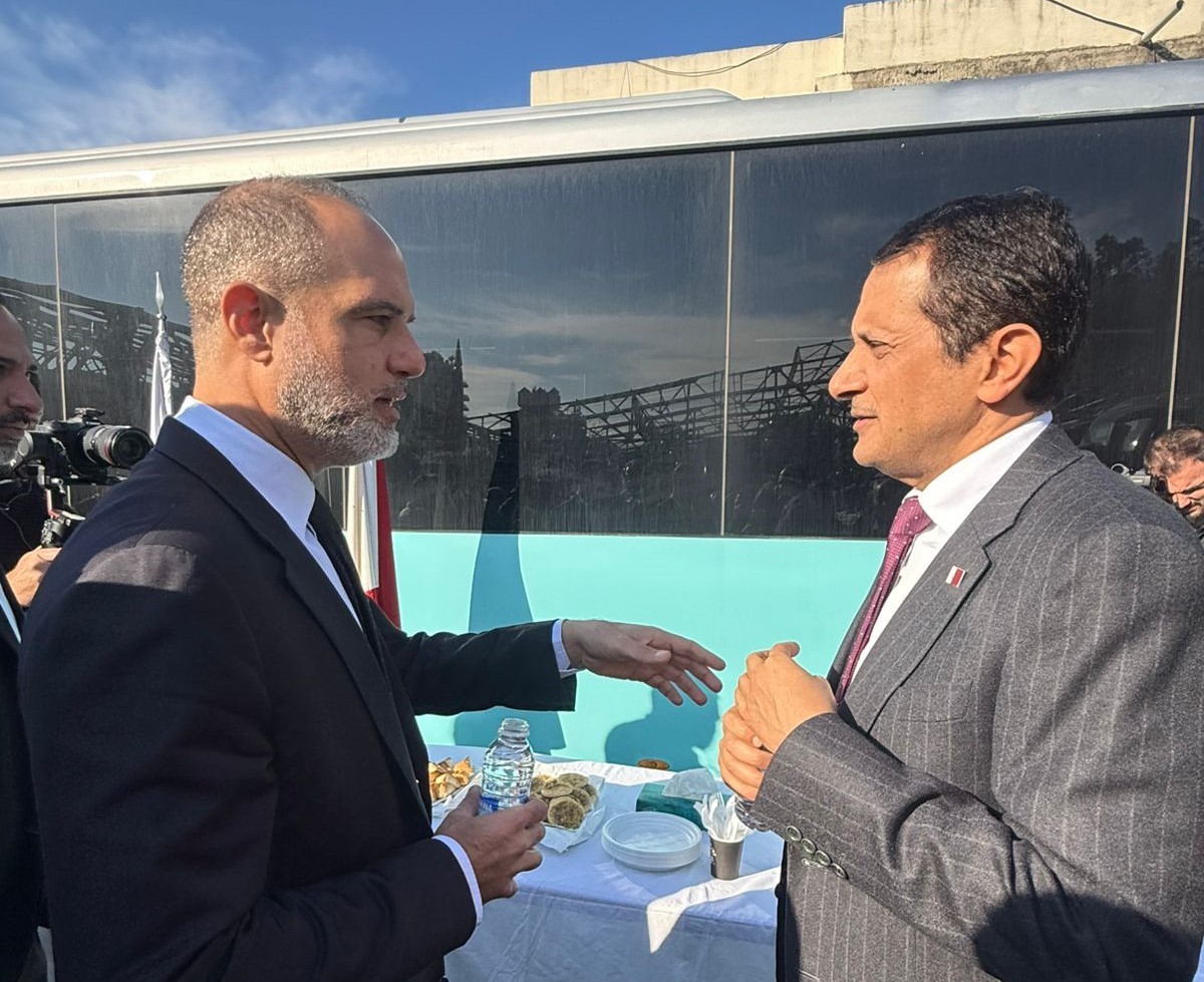 Le Liban reçoit 30 bus offerts par le Qatar - L'Orient-Le Jour