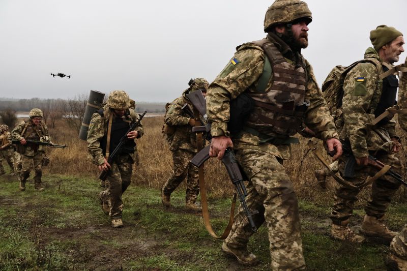 Un navire turc endommagé dans une frappe russe près du port ukrainien d ...