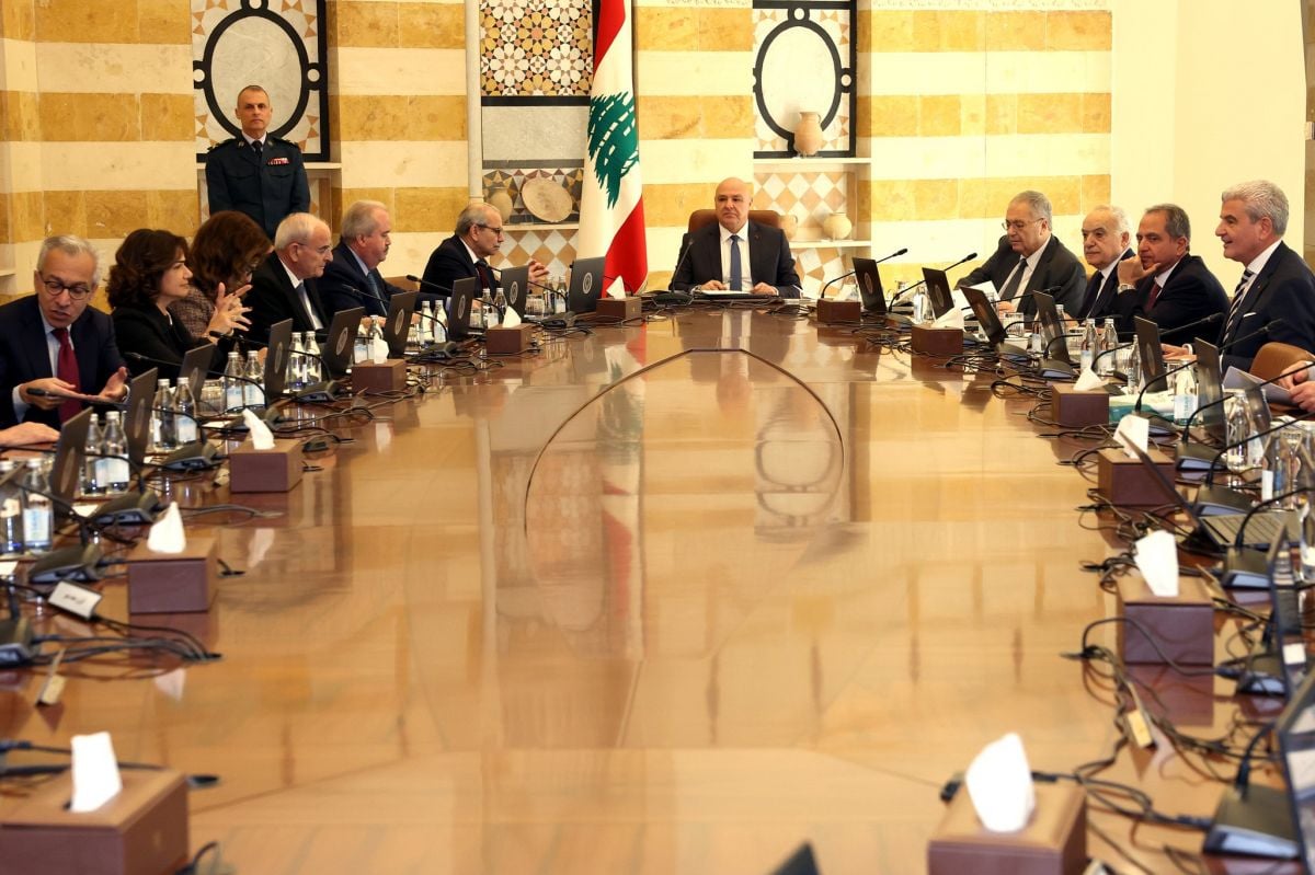 Financial gap law: Cabinet tiptoes through a minefield - L'Orient Today