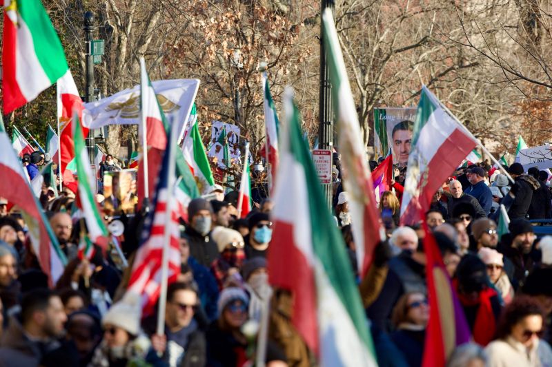 Iran : internet partiellement rétabli, réouverture des écoles - L ...
