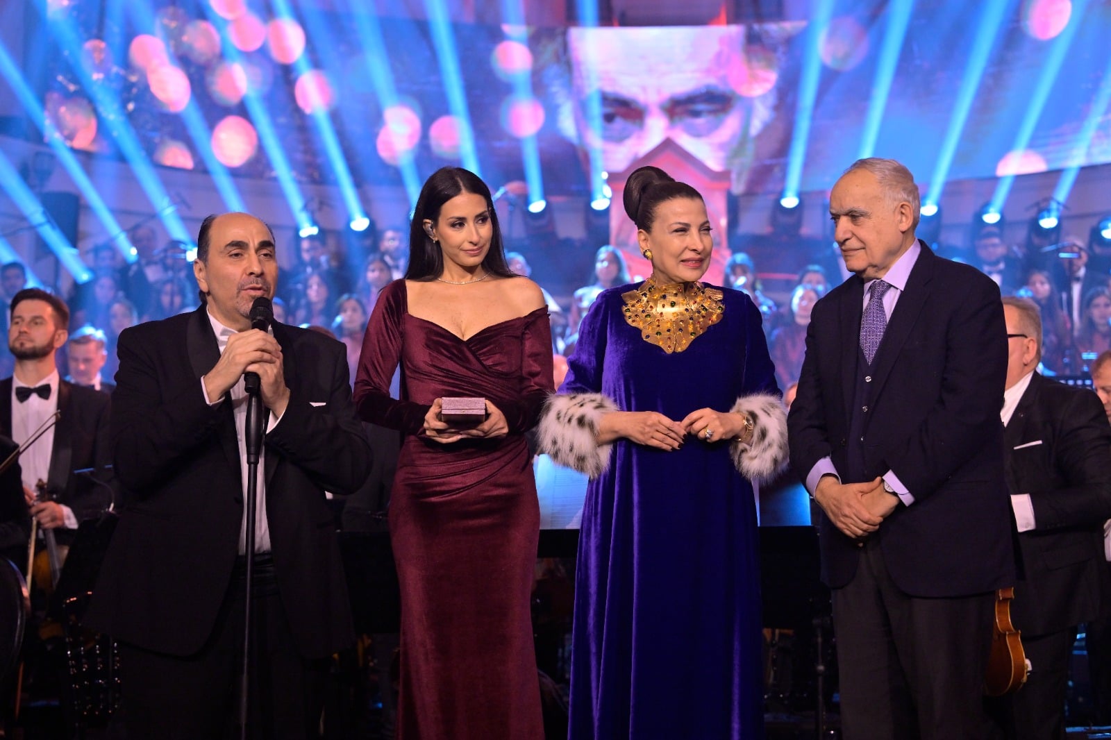 Hiba Tawaji and Oussama Rahbani give a voice to Mansour Rahbani's final ...