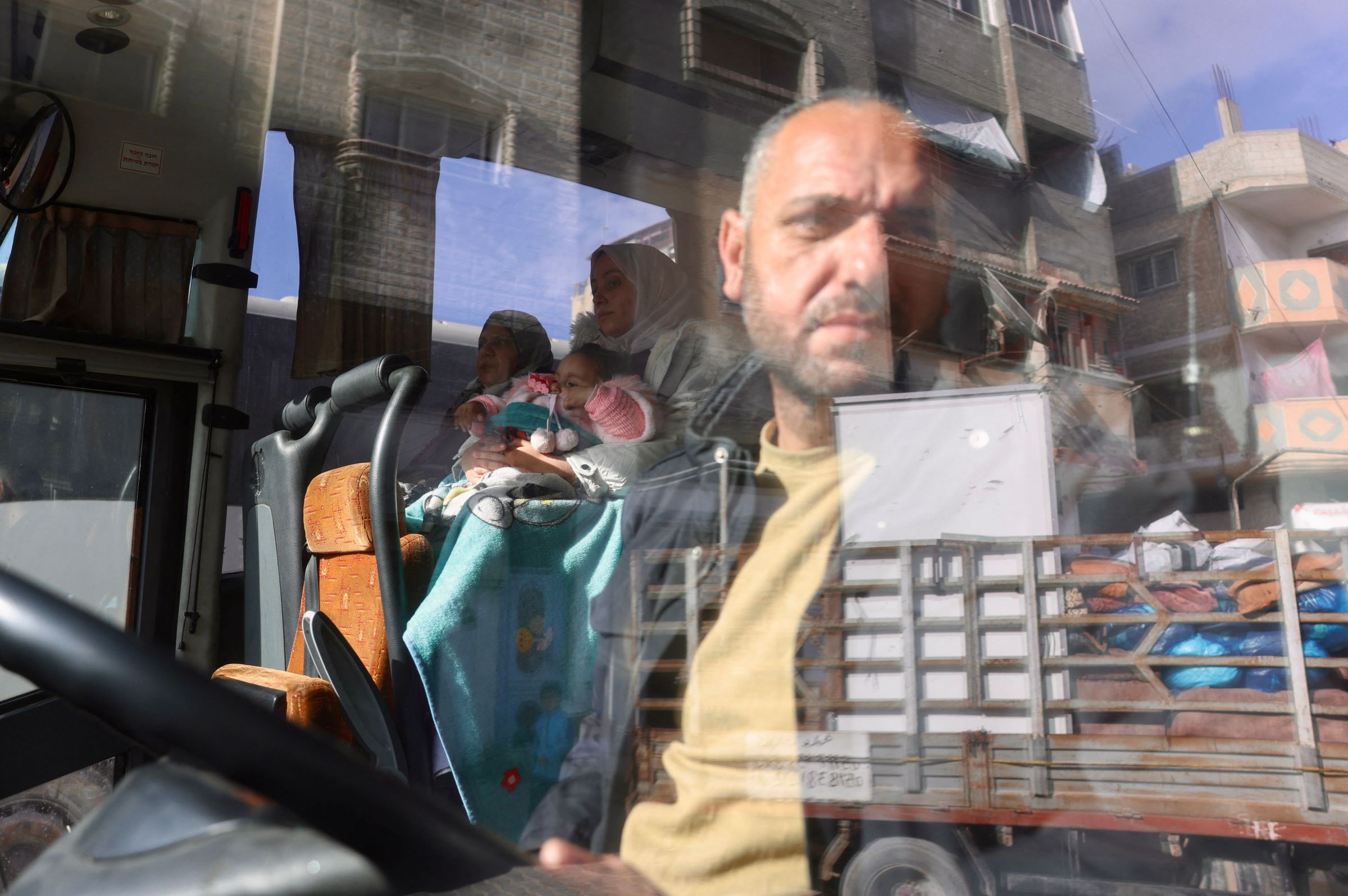Avec la réouverture de Rafah, l’espoir suspendu des Gazaouis bloqués en ...