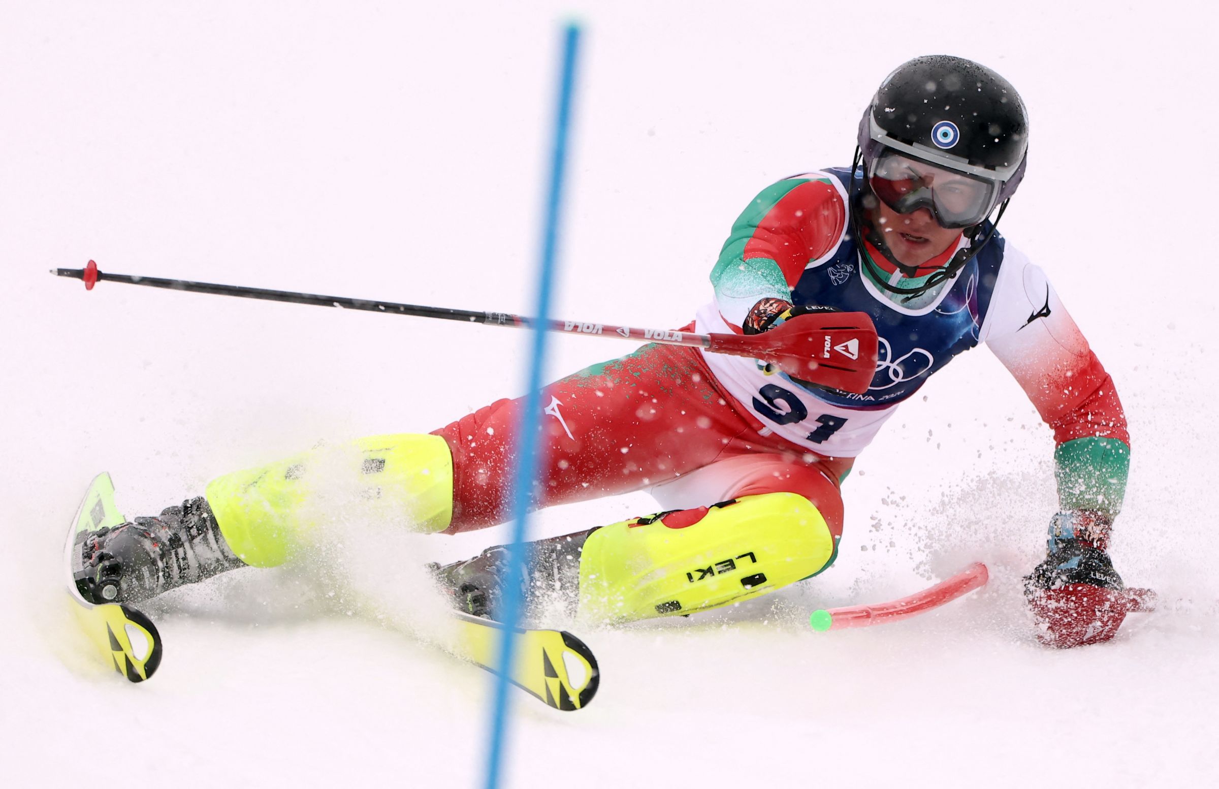 Sorti de piste dans la 2ᵉ manche, le Libanais Andréa el-Hayek ne rallie ...