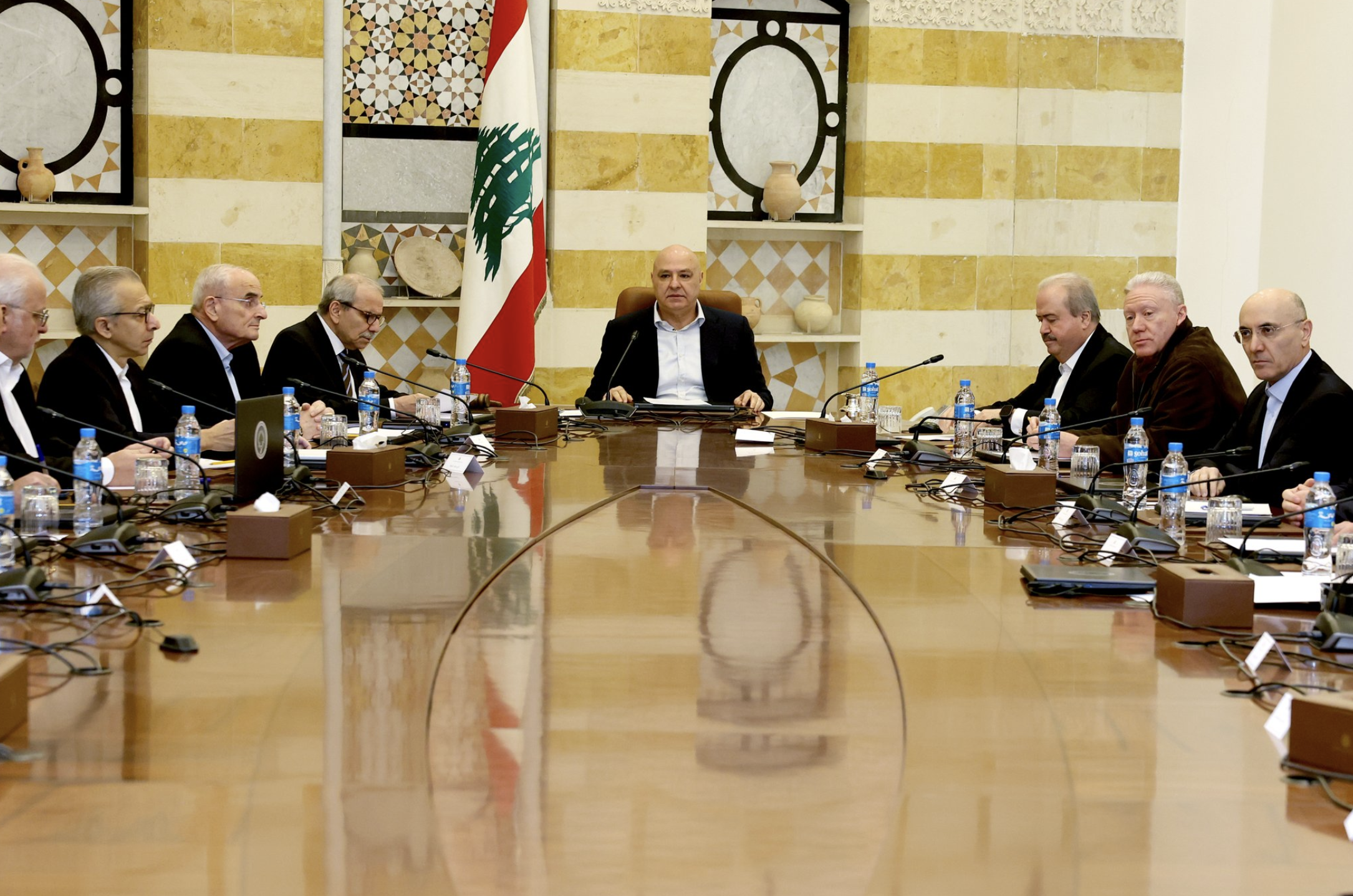 Higher Defense Council meets in Baabda: The decision of war and peace ...