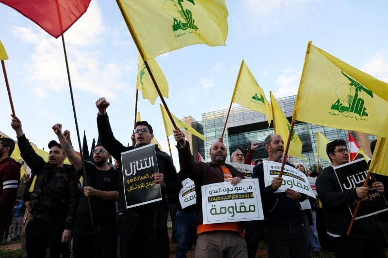 Israel issues new warning targeting building in Hadath; Hezbollah ...