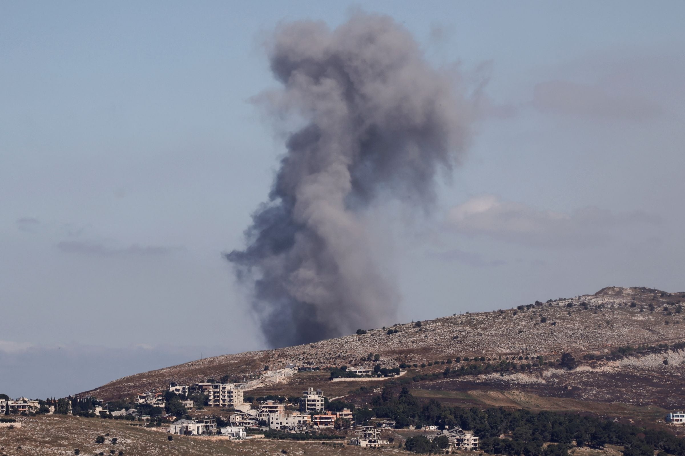 Israel, Hezbollah agree to cease-fire in Lebanon, US official says - L ...