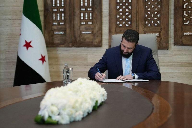 Truce deal reached between Damascus and Kurds; Syrian army enters Raqqa ...