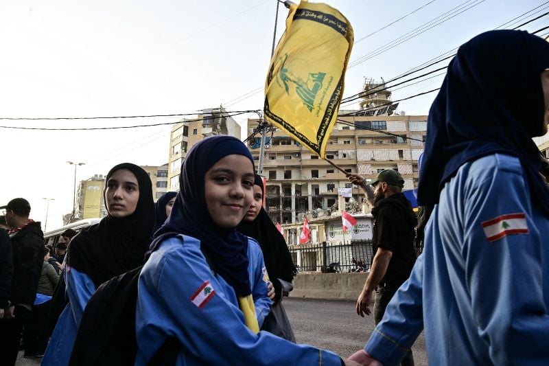 Pope Leo XIV's day 1 in Lebanon: Warm Beirut and Baabda welcome, and ...