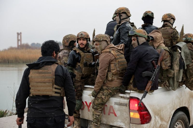 Truce deal reached between Damascus and Kurds; Syrian army enters Raqqa ...